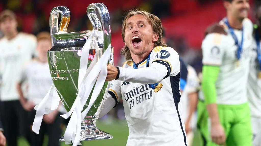 Modric: An immortal legend on the pitch - Mailloten.com